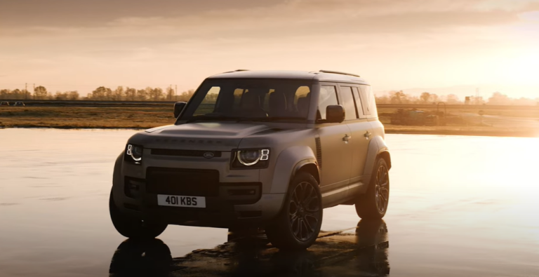 Land Rover predstavuje nový Defender OCTA - SUV s výkonom 635 koní ...
