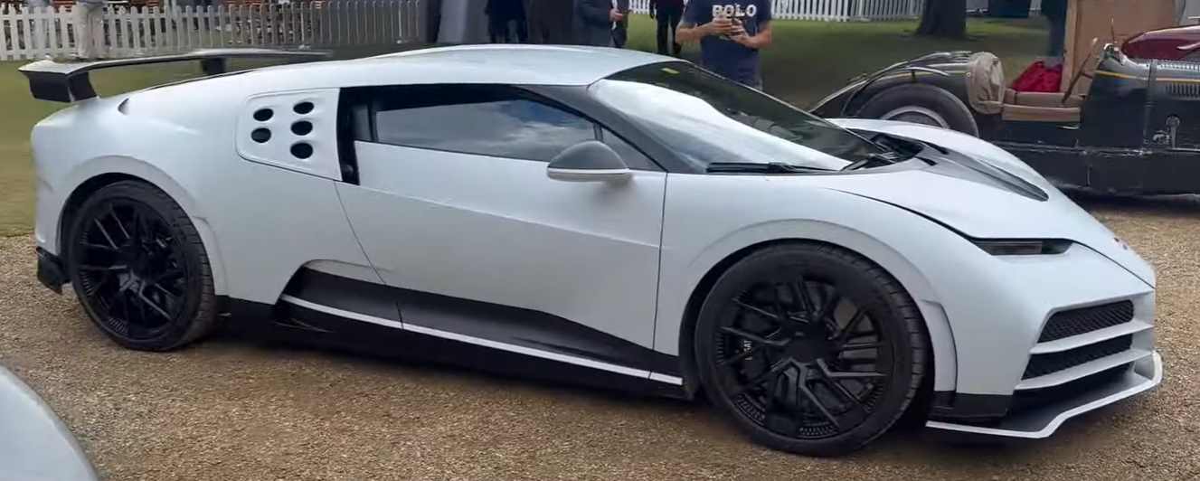 Miliónové Bugatti Centodieci: Auto, ktoré videlo viac garáži ako cesty ...