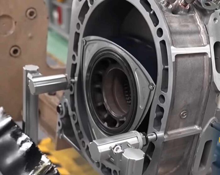 Mazda vracia na scénu rotačný motor: novinka pod kapotou? - Auto Trendy