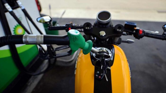 Tankovanie motorky: Malá chyba, veľký problém! - Auto Trendy